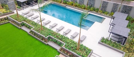 Piscina exterior