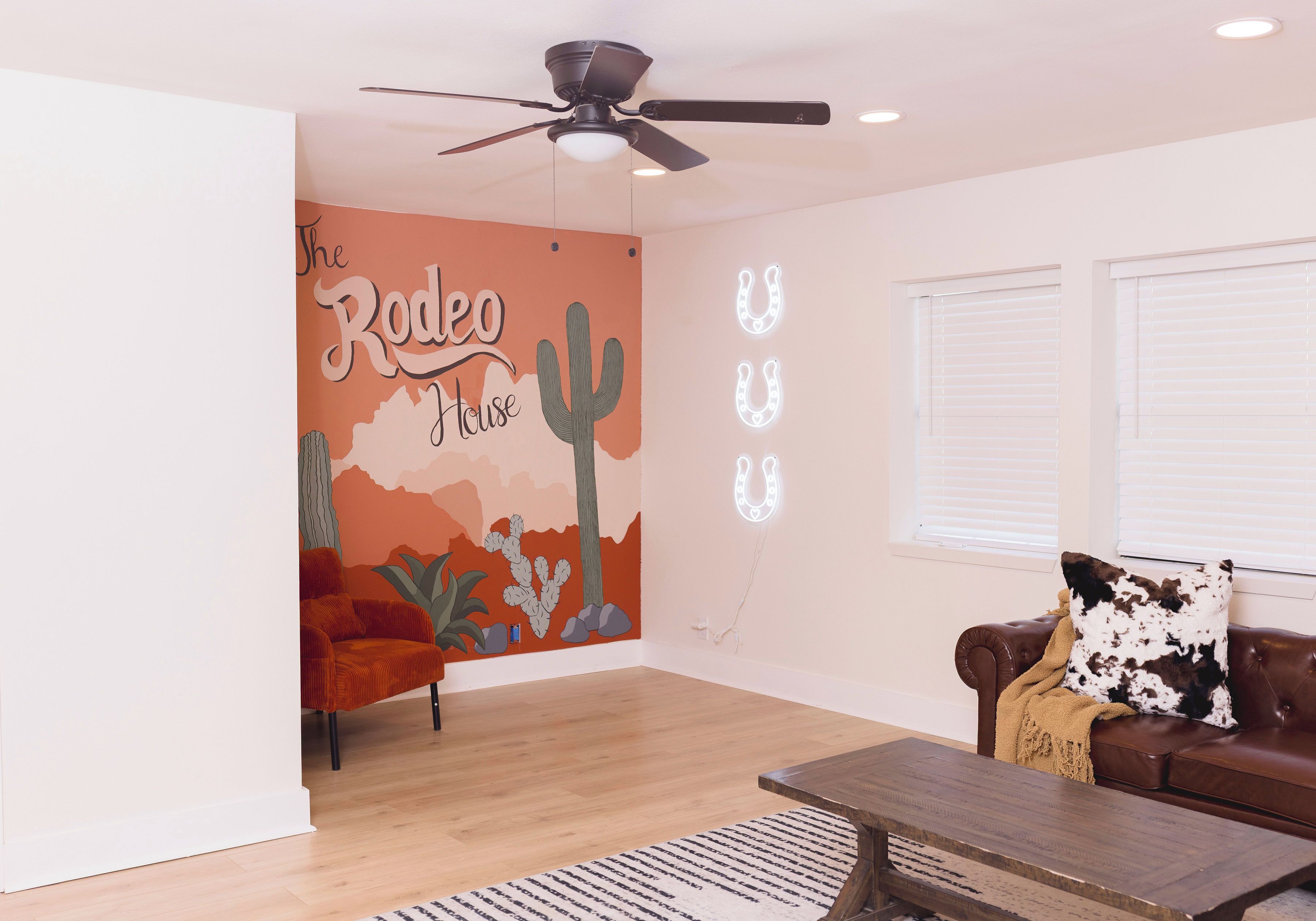 Fully Renovated - 3 Bedroom House, Large Backyard For Pets! - Mesquite, TX