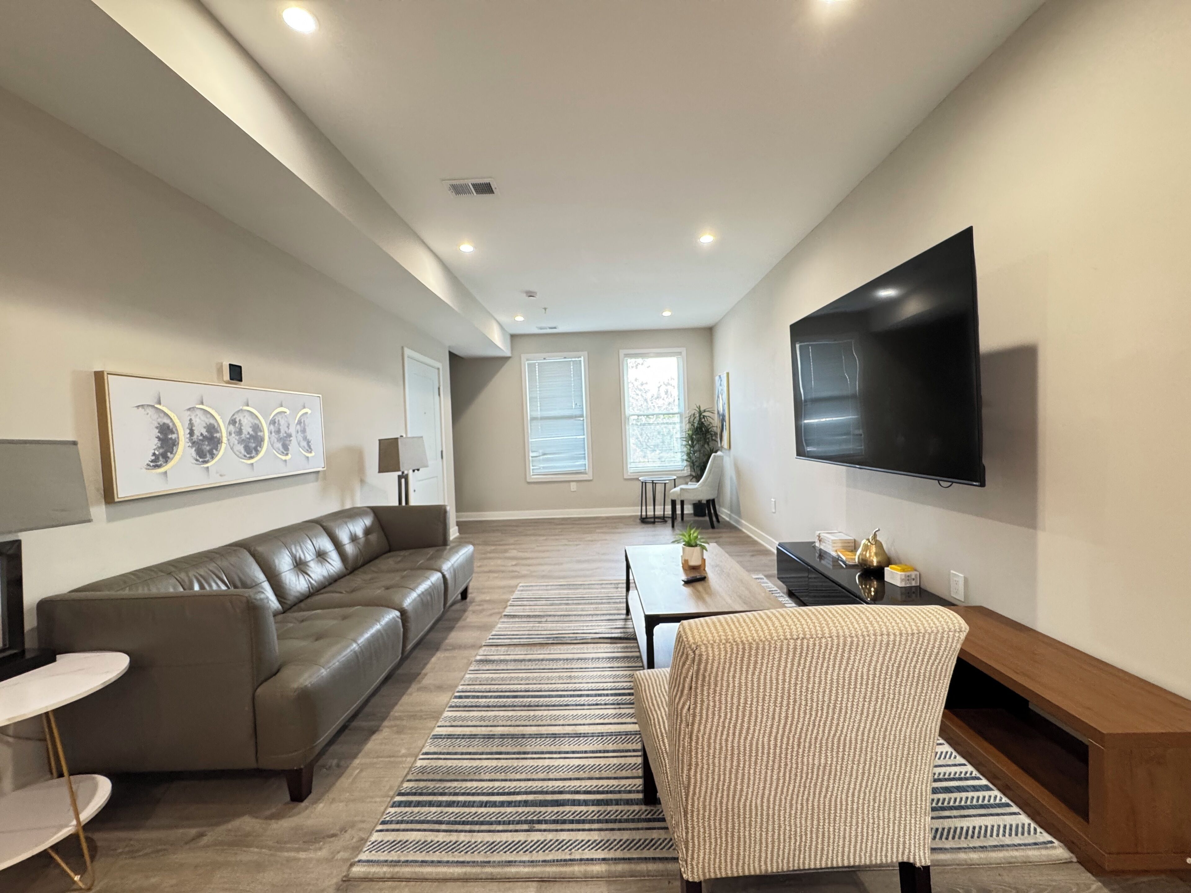 Gorgeous 3-bedroom Apartment With Rooftop Near Metro - Hyattsville, MD