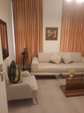 Apartamento Básico | Ferro/tábua de engomar, Wi-fi grátis 