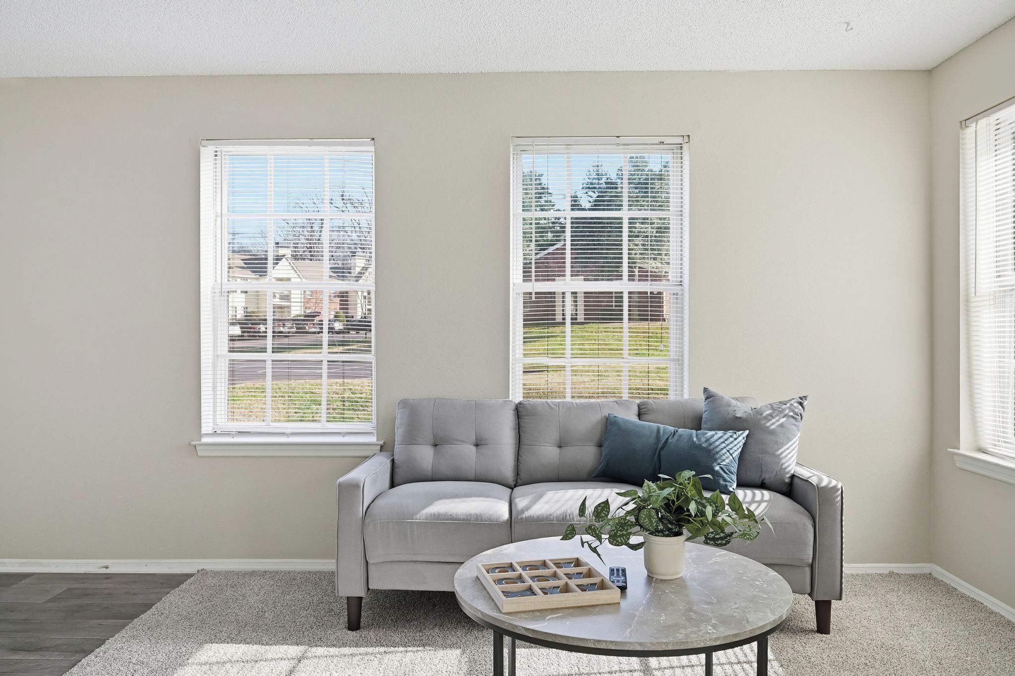 Comfortable Retreat With In-unit Washer/dryer - Nashville, TN