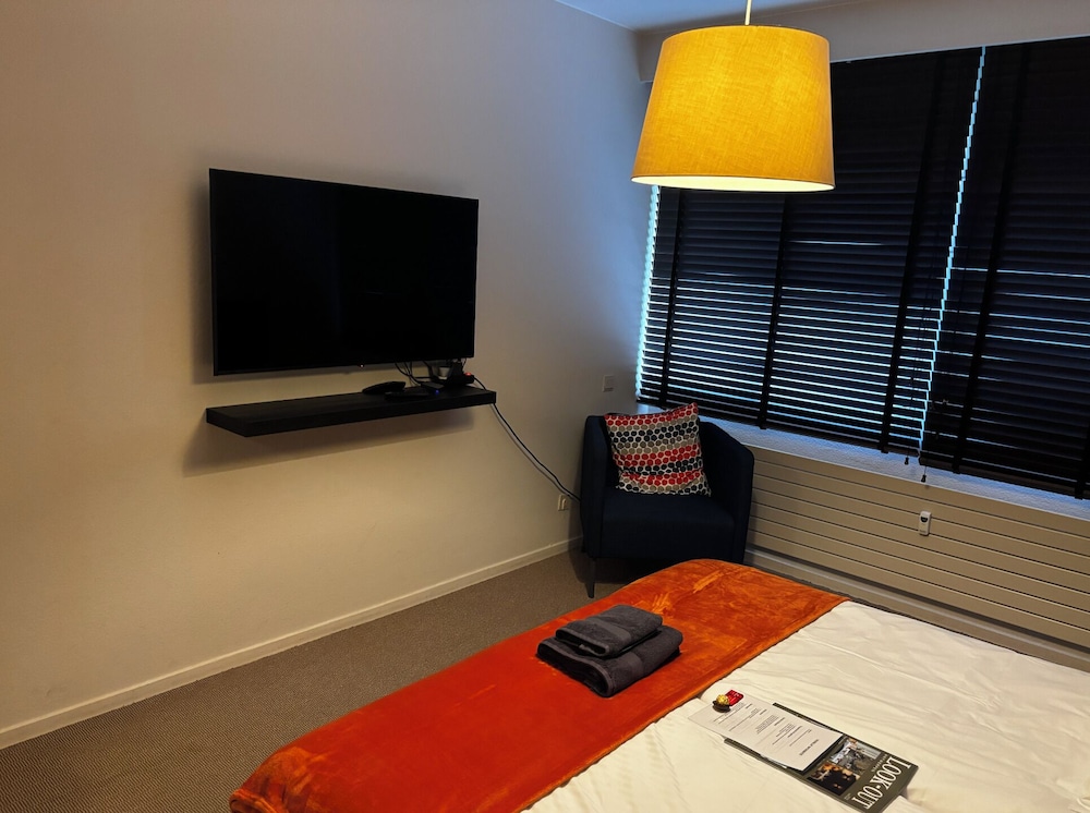 Studio Met Ensuite Badkamer - Wifi En Tv - Antwerpen