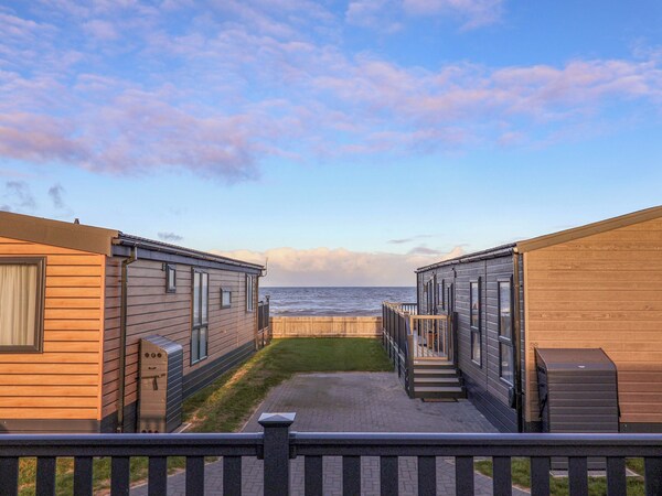 Paws By The Sea - Norfolk