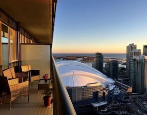 Condo família, 2 quartos, para não fumantes, vista parcial para o lago | Terraço/pátio