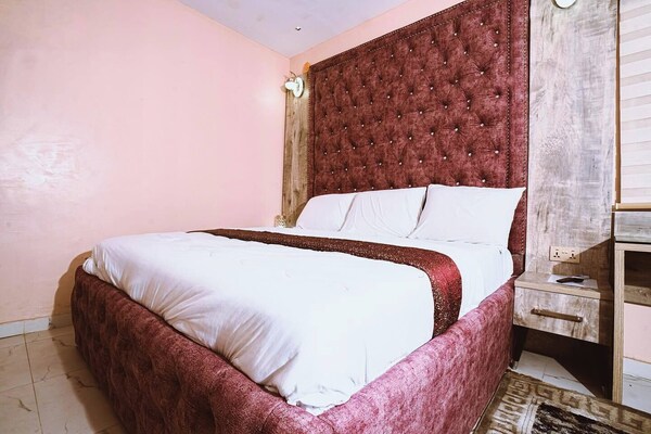 Dazzle Hotel And Apartment - Abuja