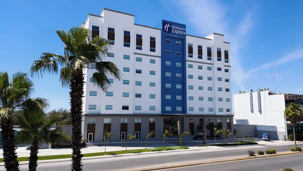 Holiday Inn Express And Suites Los Mochis Centro By Ihg - Los Mochis