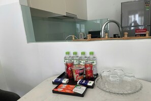 Suite Básica, 1 quarto, acesso ao Club Lounge, Vista para a cidade | Lençóis de algodão egípcio, roupa de alta qualidade, edredões de penas 