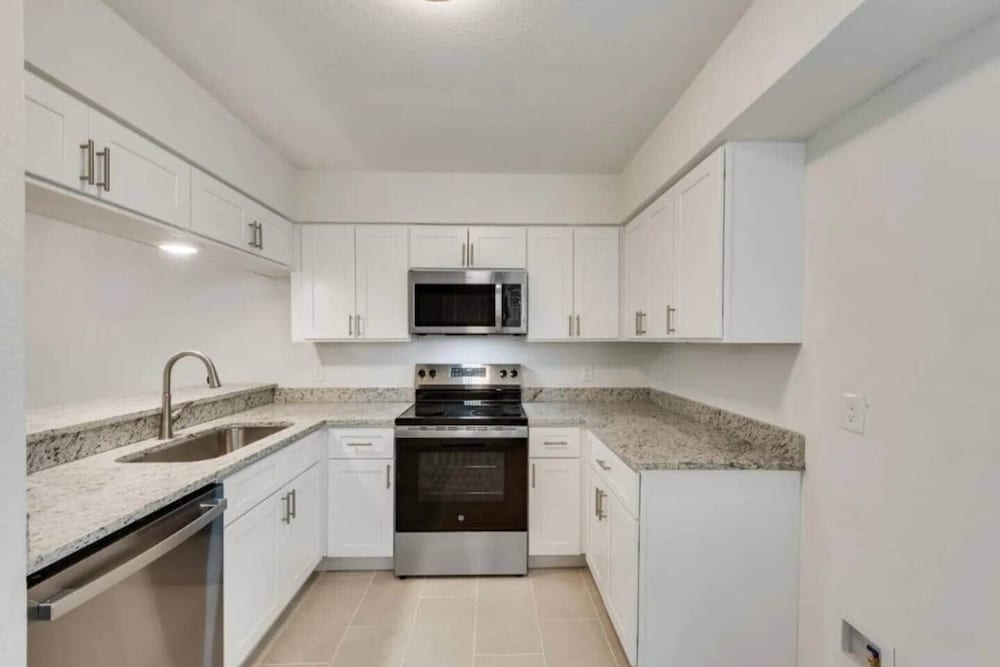 Waterfall Crossing Condo: 1 BR/1.5BA in Richardson Reviews, Deals ...