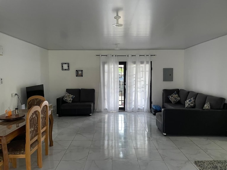 Peaceful 4-bedroom House With Ac In Los Cóbanos Near The Beach - Los Cóbanos
