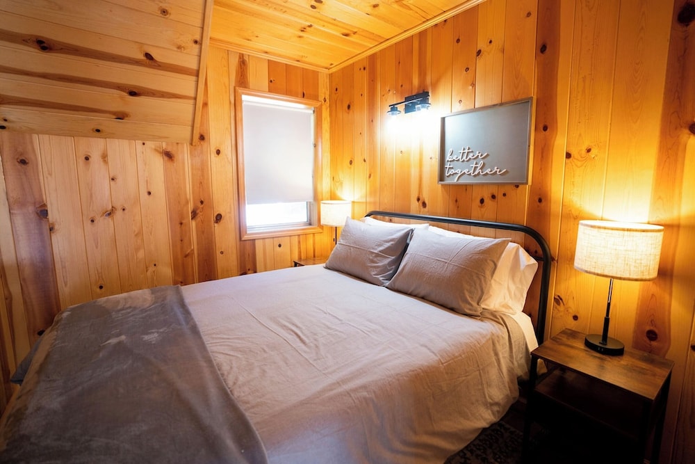 Strawberry Chalet – Spacious Mountain Retreat Near Pinecrest Lake ...