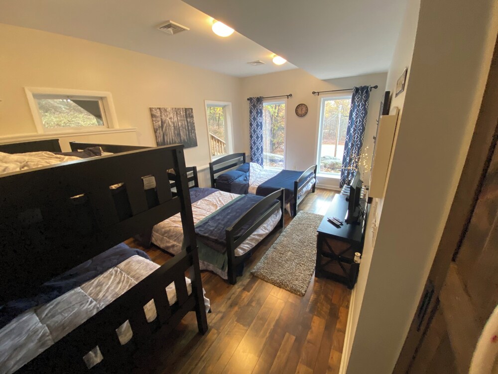 Cozy 3-bedroom house EAGLE ROCK MEMBERS ONLY - Schuylkill County | Vrbo