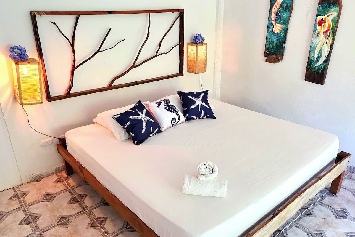 Quarto Superior, vista para o jardim | Wi-fi
