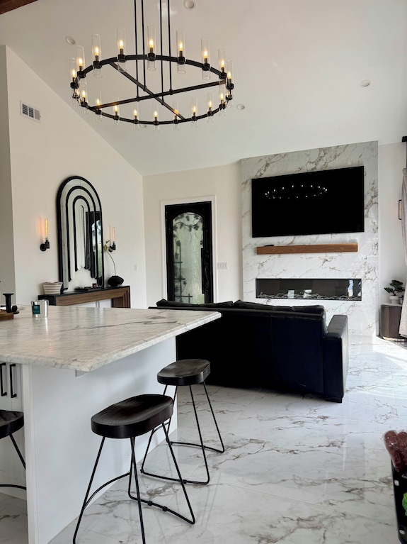 Marble Luxury Guesthouse With Pool & Ev Charger Central Oc - Santa Ana