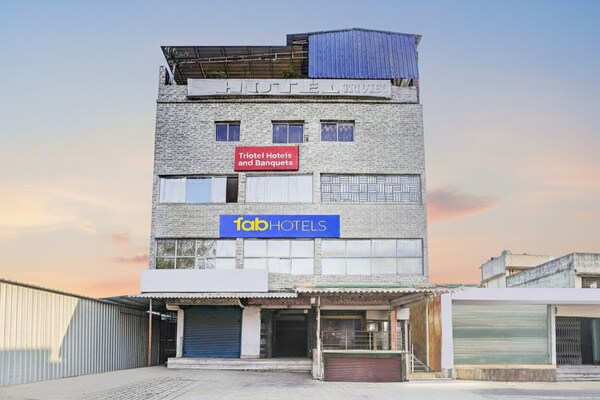 Fabhotel Triotel Inn - Dhanbad