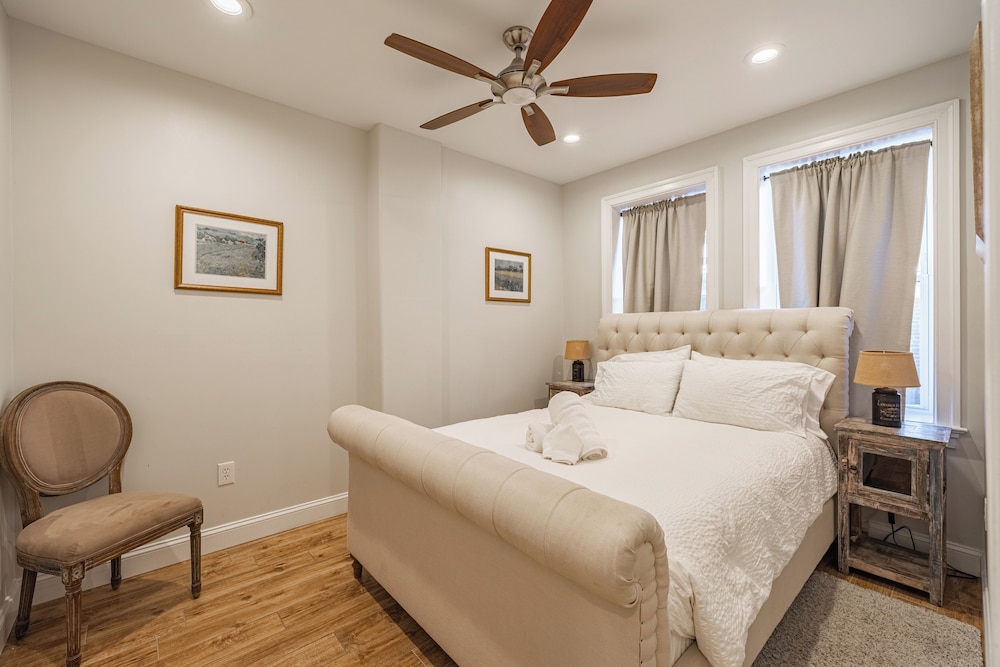 Fabulous 2-Bedroom Apartment in Capitol Hill - Washington | Vrbo