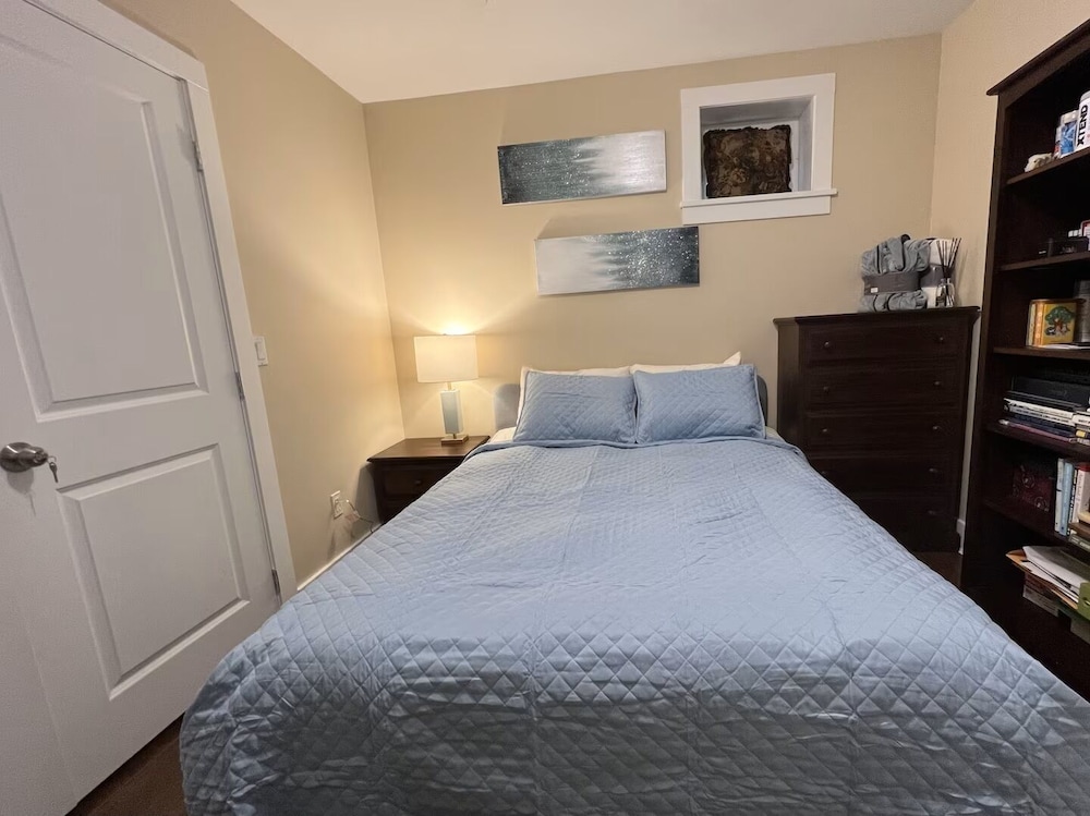 Beautiful 1 bedroom suite close to UBC - Vancouver | Vrbo