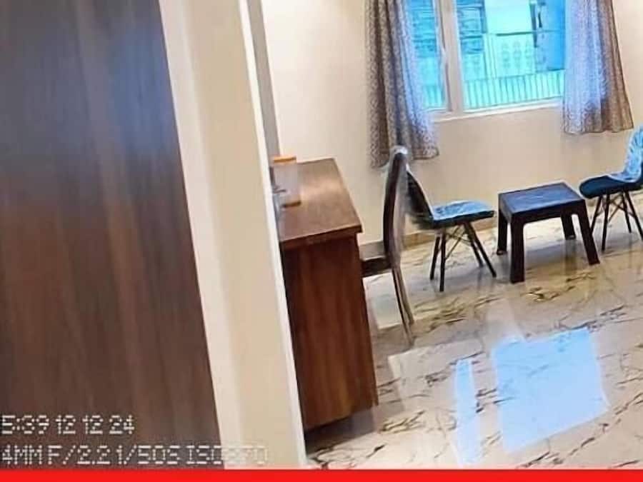 Quarto Quádruplo Deluxe, ar condicionado | Roupa hipoalergénica, secretária, quartos insonorizados