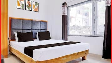 Roupas de cama antialérgicas, escrivaninha, quartos à prova de som