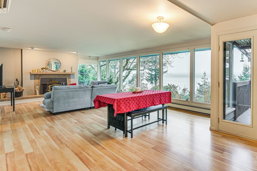 Private Beach, Stunning Views! Home On Oyster Bay! - Olympia