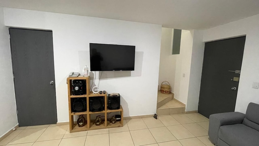 House In Strategic Area - Santiago de Querétaro