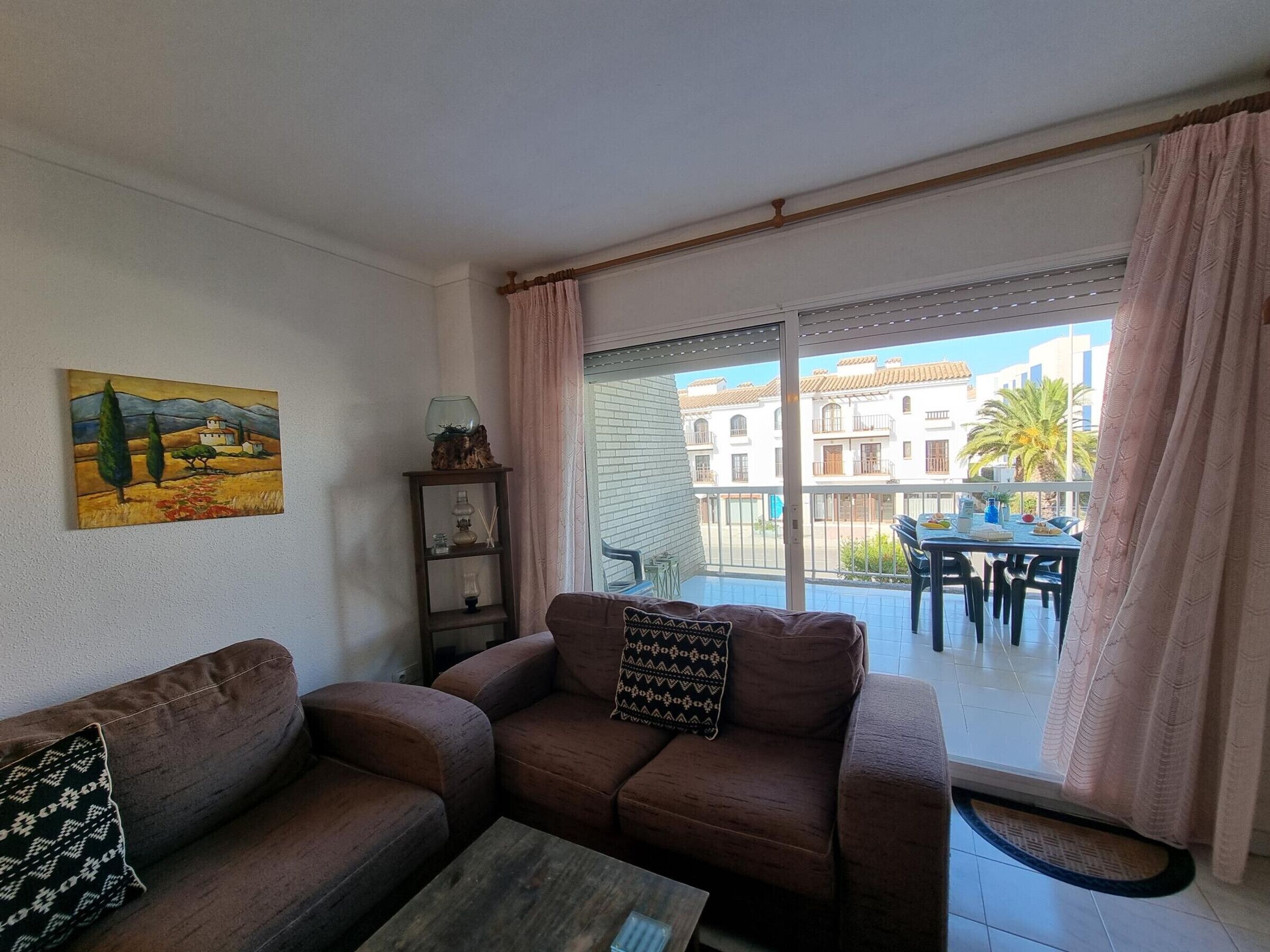 Bright 2-bedroom Apartment Near Riells Beach - L'Escala