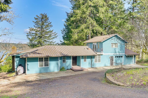 Private Beach, Stunning Views! Home On Oyster Bay! - Shelton, WA