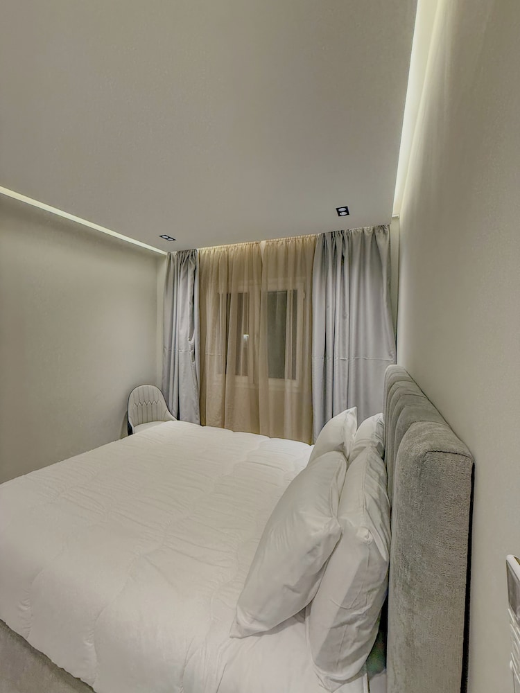 Luxury 3BR Sea View Apart Prime Location Reviews, Deals & Photos 2026 ...