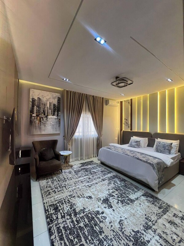 The Majj Hotel - Benin City