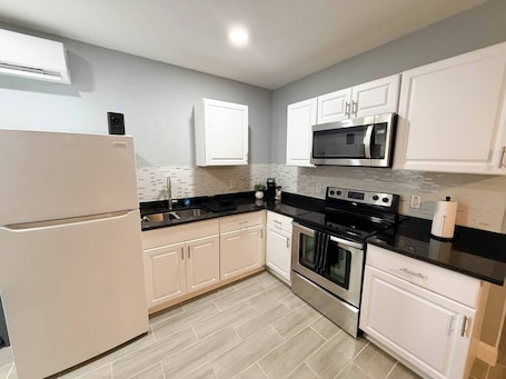 Estúdio | Cozinha privada. Cozy Modern Studio