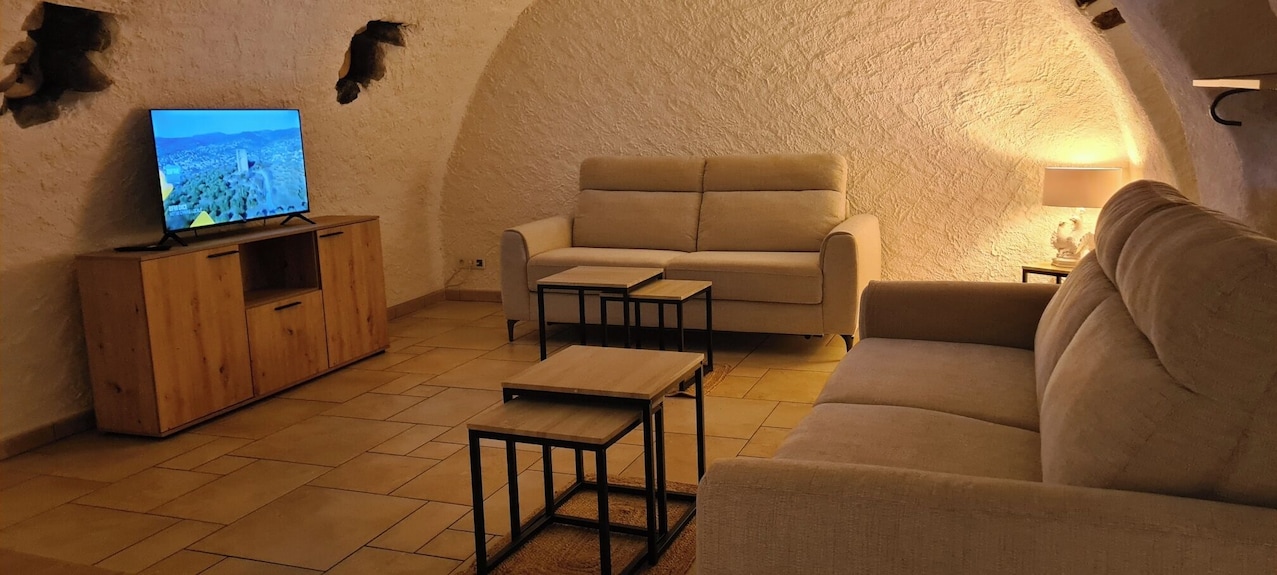 Superbe Appartement Voûté Aménagé Avec Soin Pour Accueillir Jusquà 6 Voyageurs - Tallard