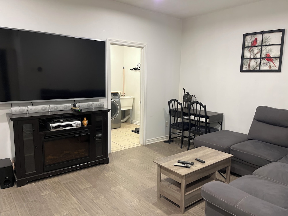 Places To Stay Bbq Ac Heat Parking Wiffi - Kawartha Lakes