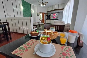 Pequeno-almoço continental diário incluído 