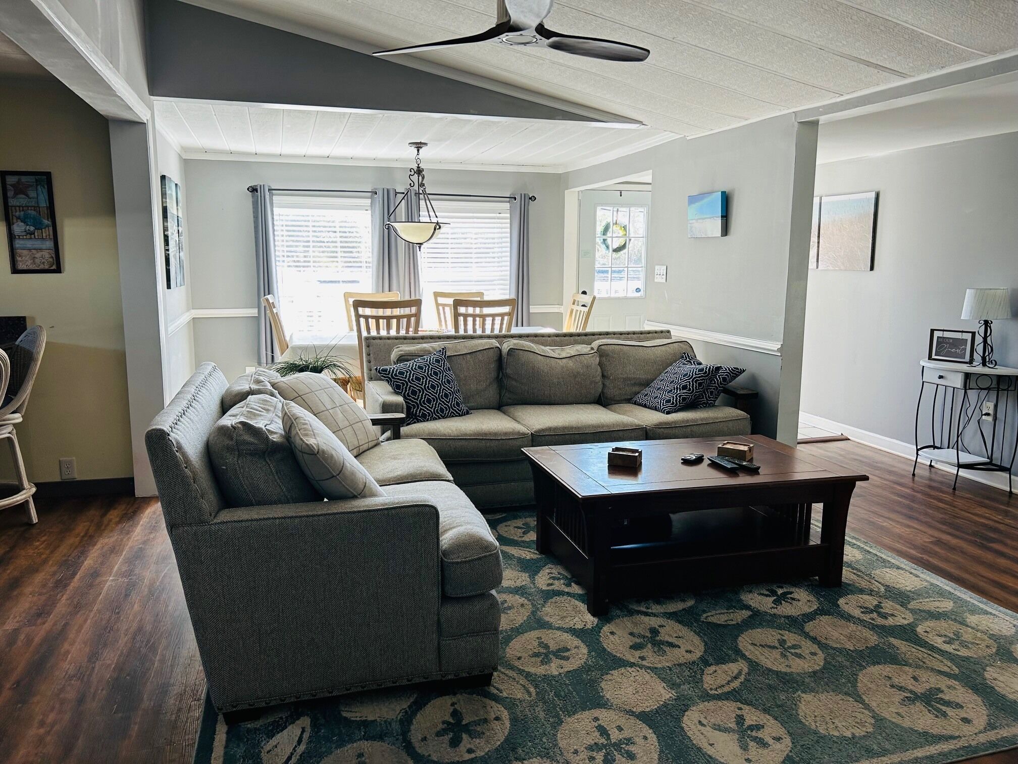 2003 Bittern 6 Bedrooms 3 Bathrooms - Garden City, SC