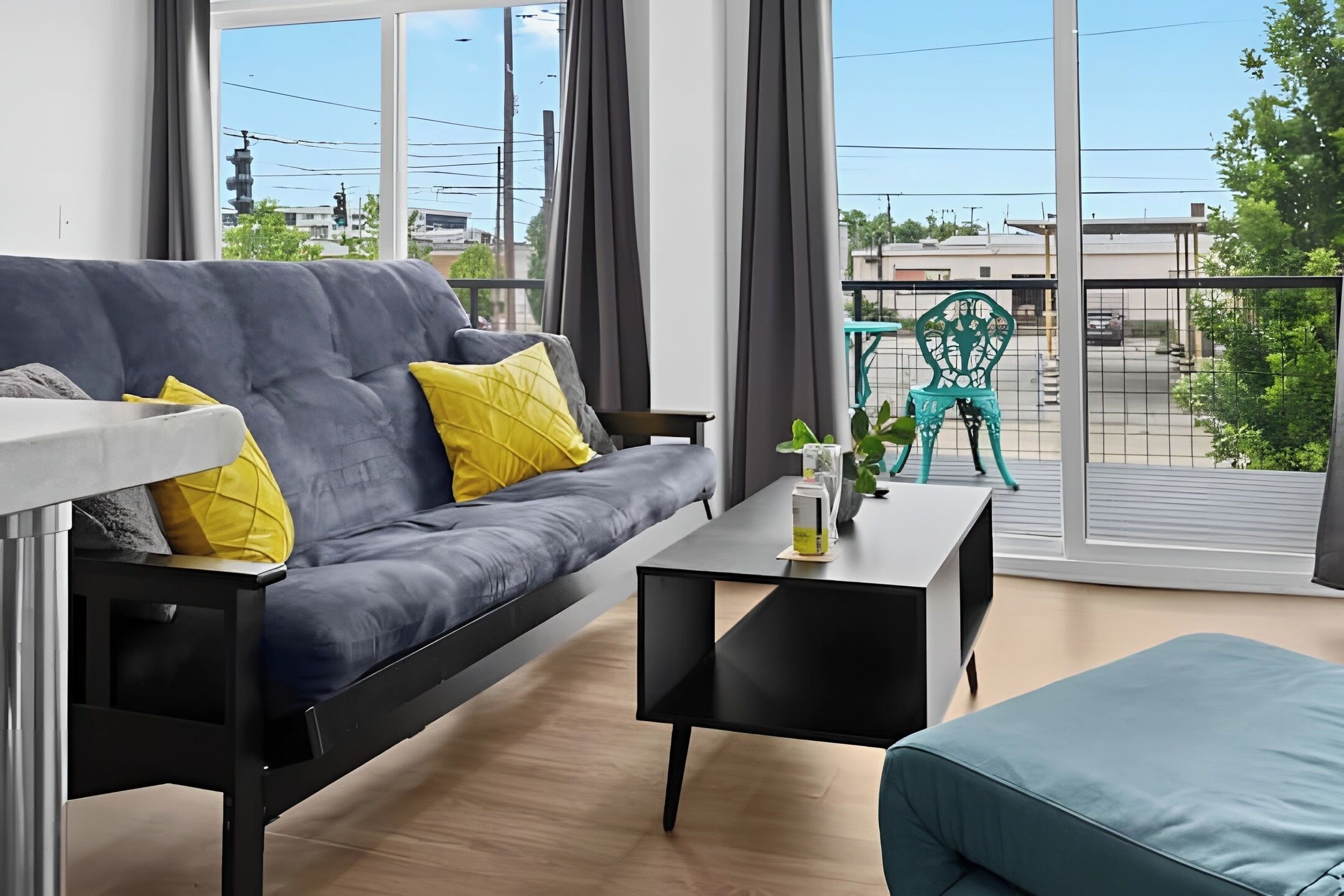 Six 1-br Units | Group-friendly Stay Near Nulu! - Louisville, KY