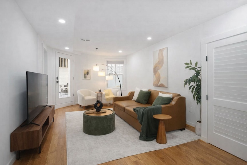 Luxury 7br Rowhouse W/rooftop, Yard & Parking Near U St - Georgetown, DC