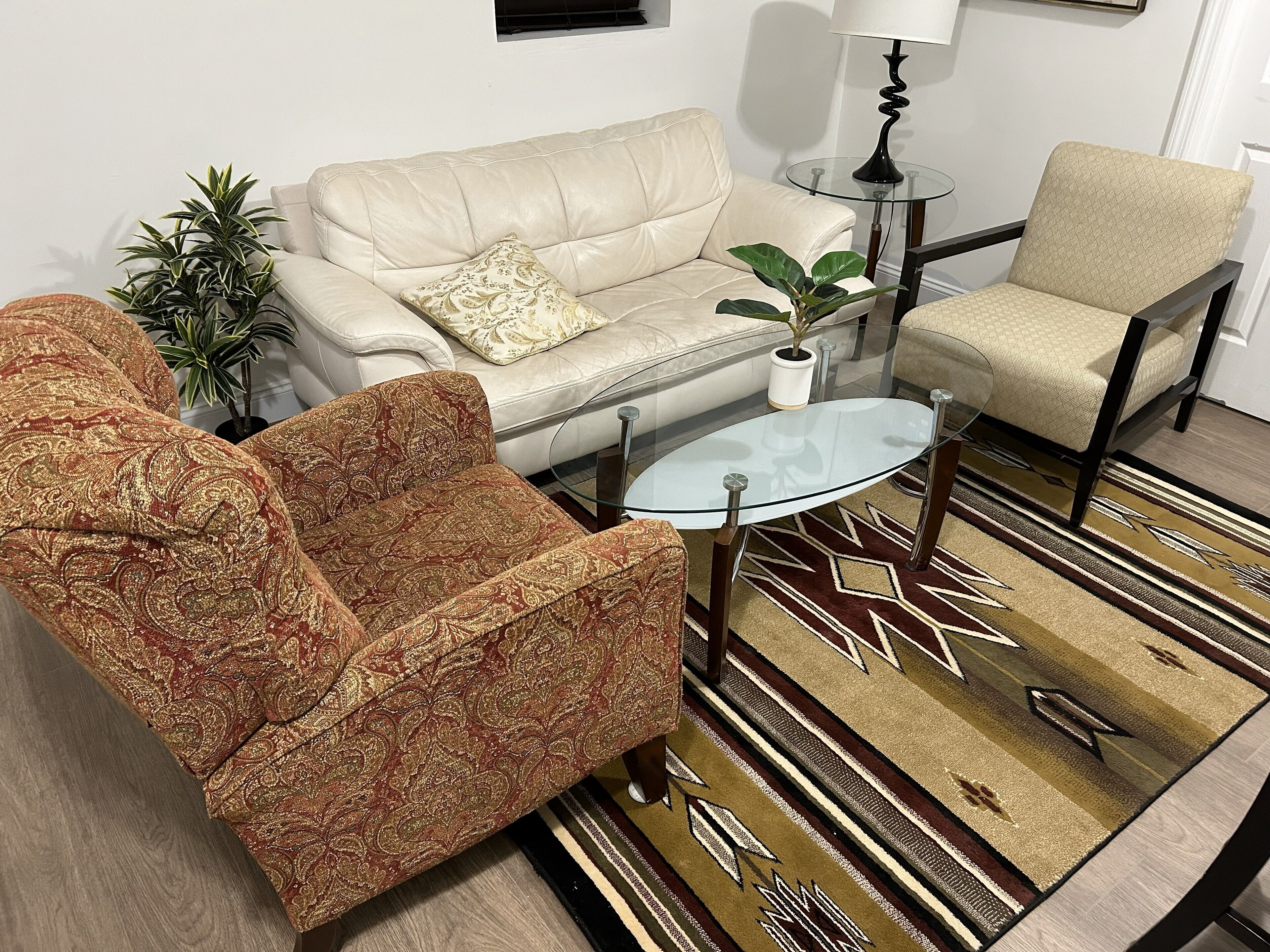 Cozy 1-bedroom Apartment With Parking In Mount Vernon, Ny - Bronx, NY