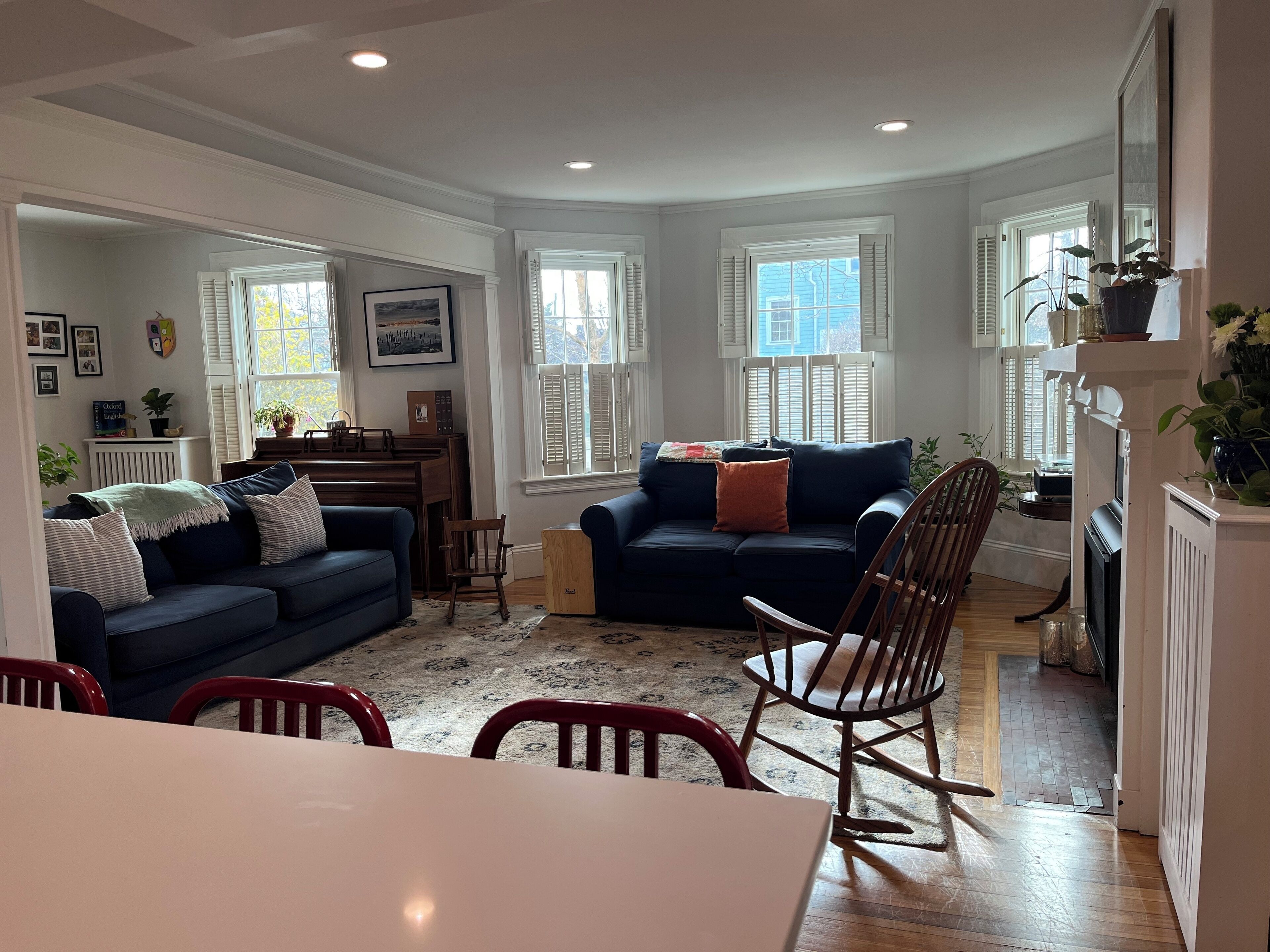 Spacious 5-bedroom Home With Private Yards - Near Brown/risd - Providence, RI