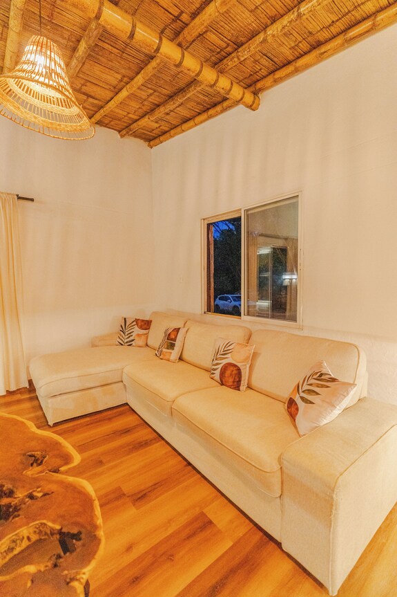 Aguas Vitales - Cabin Retreat With Spring-fed Pool - Amaga