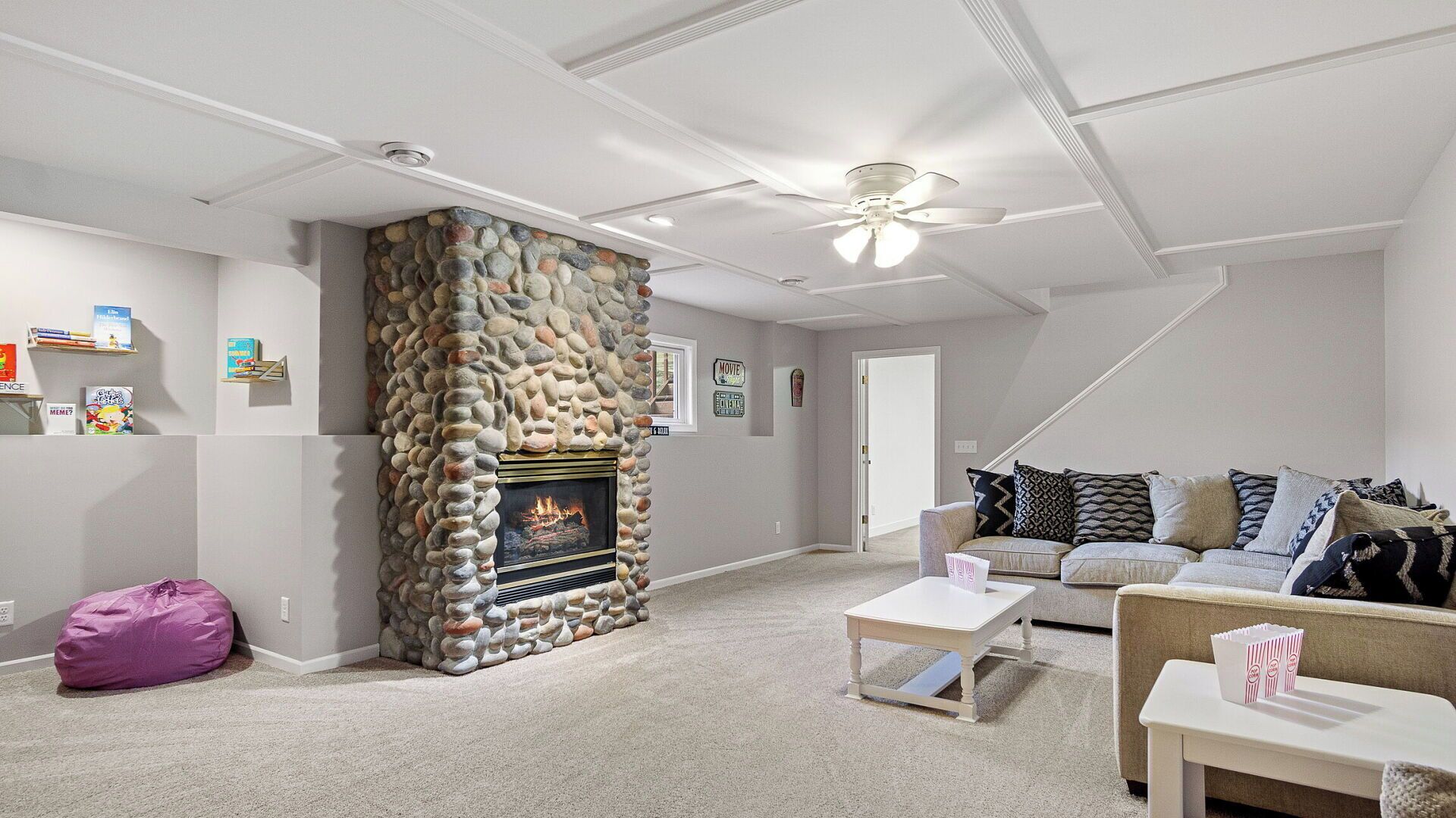 Family Fun Hideaway - Spacious 4 Bedroom House With Game Room! - Eau Claire, WI