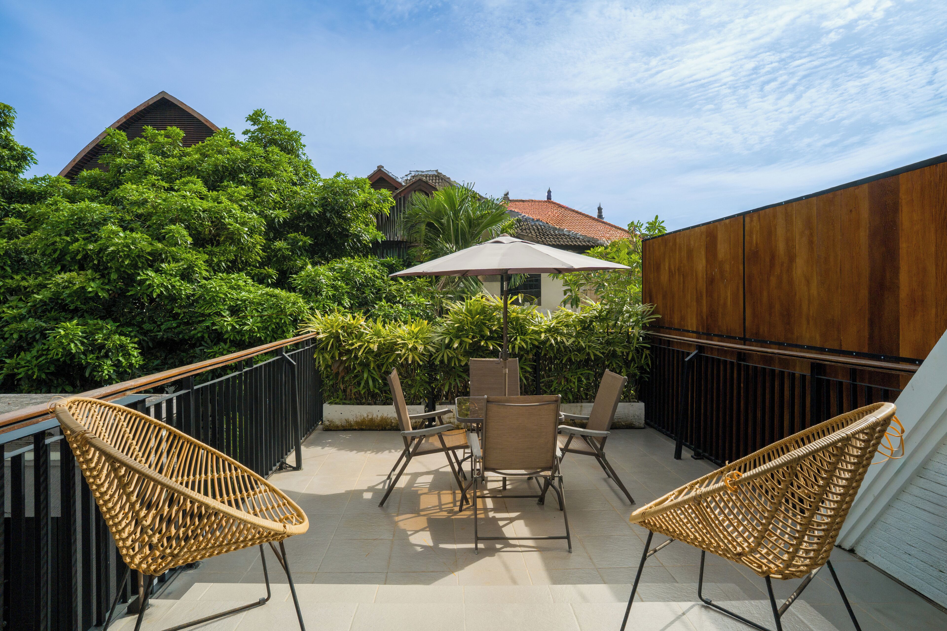 Villa Comfort, 3 quartos, piscina privativa, vista para a piscina | Varanda