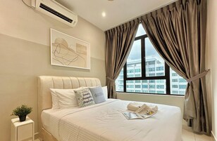 Apartamento, 3 quartos, varanda, Vista para a cidade | Cortinas/cortinados opacos, ferro/tábua de engomar, Wi-fi grátis 