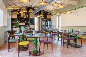Pequeno-almoço inspirado na cozinha local diário incluído 