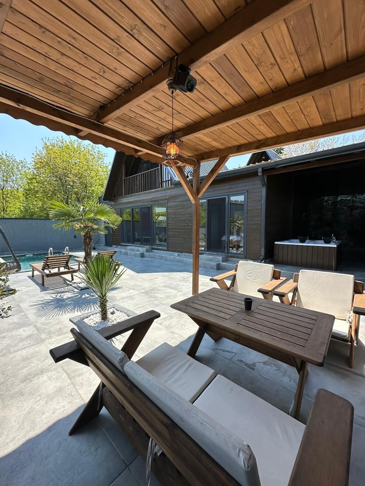 Bungalow | Exterior