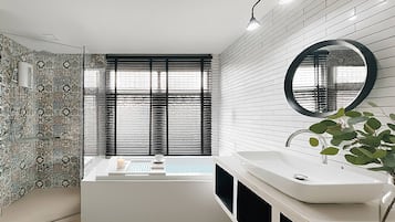 Casa, 3 quartos, para fumantes, sacada | Banheiro