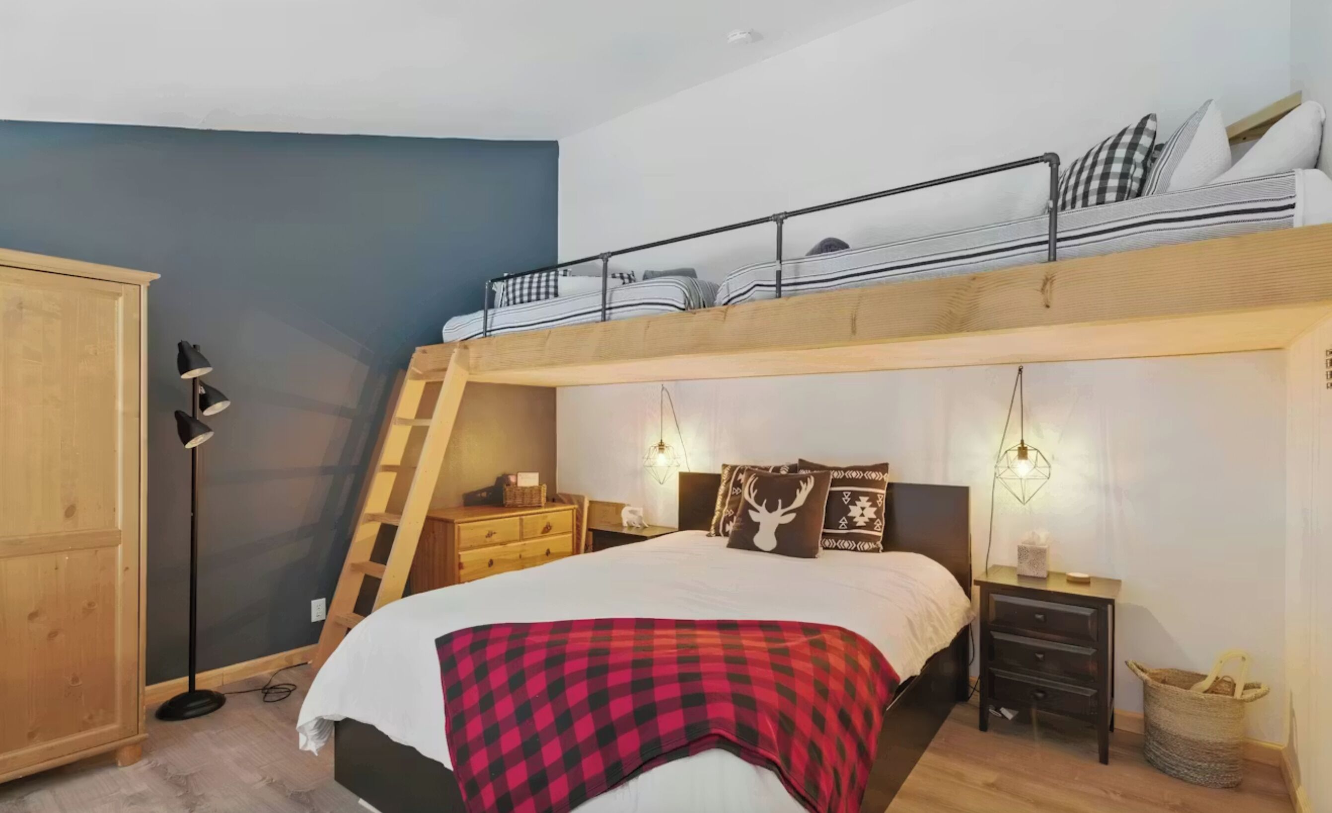 Tahoe Donner Condo, Ski-in Ski-out, Cozy Mountain Retreat - Truckee, CA