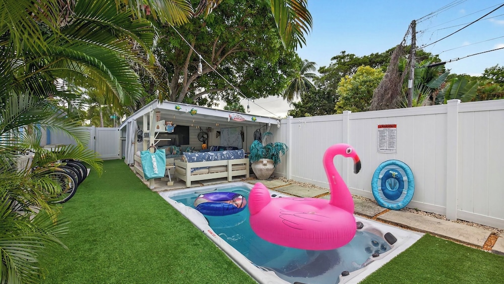 Swim Spa Retreat W/ Game Room, Ev Charger, Near Las Olas Casa Pineapple Social By Avantstay - 