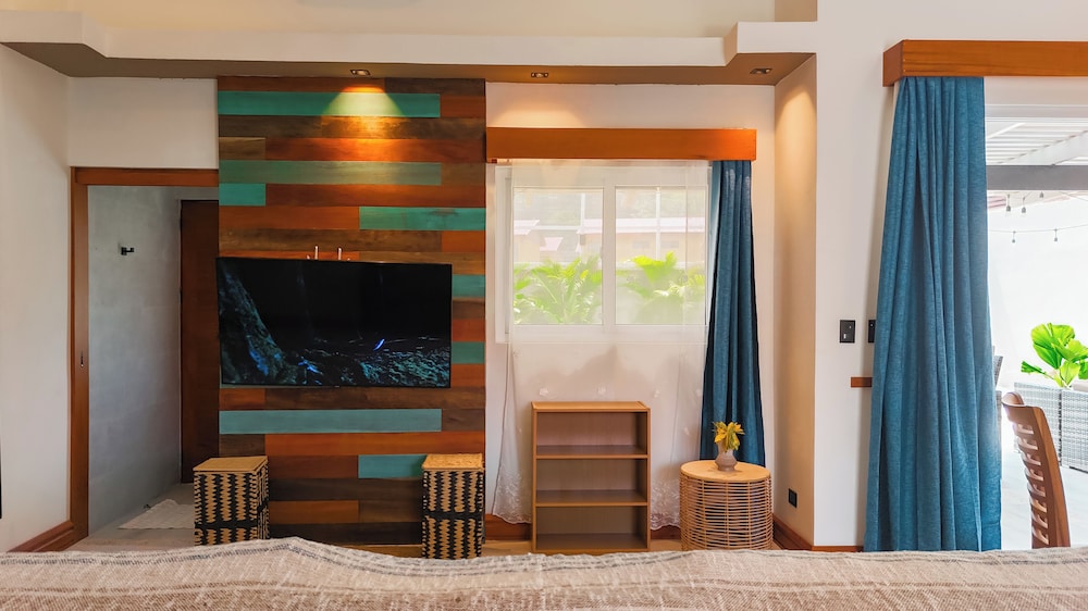 Modern 3-Bedroom Jacó Beach House with 100% Private Pool - Patos | Vrbo