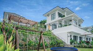 Área de recreio para crianças (ao ar livre)