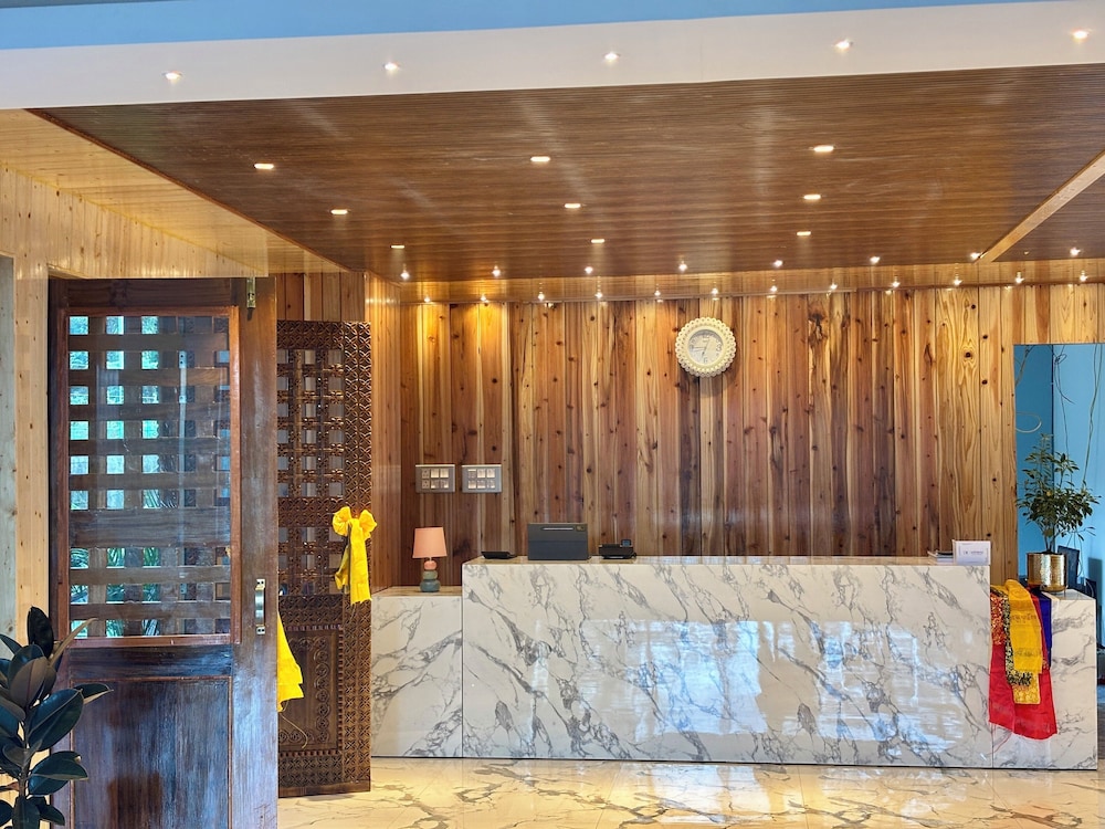 Wisteria Crystal Manor - Pelling