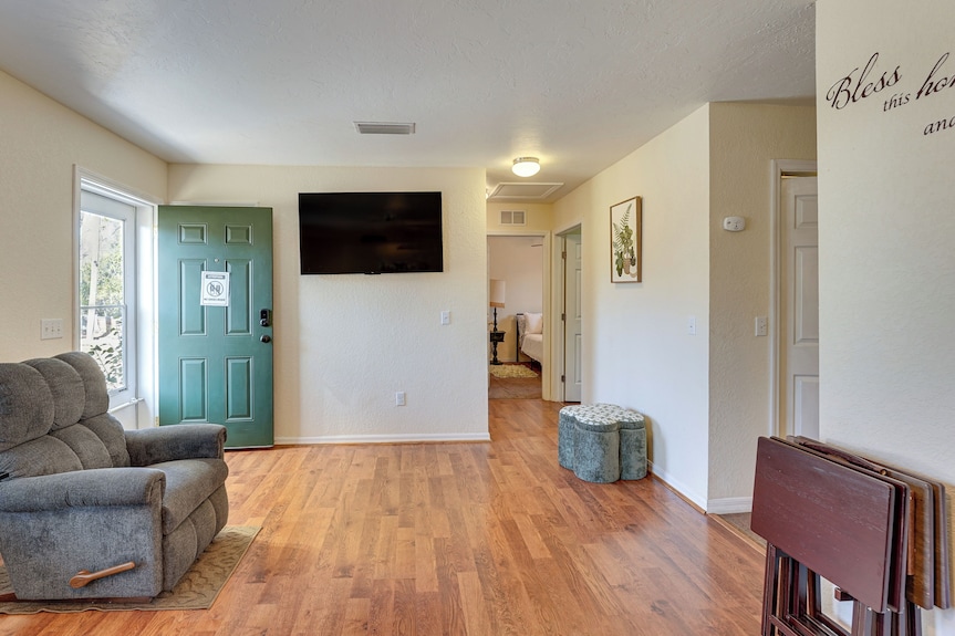 Close To Highway & Border: North Florida Hideaway - Jasper, FL